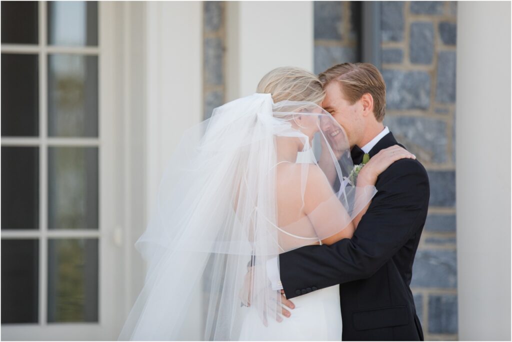 Meredith + Ned | Middleburg Barn - Kristen Gardner Photography